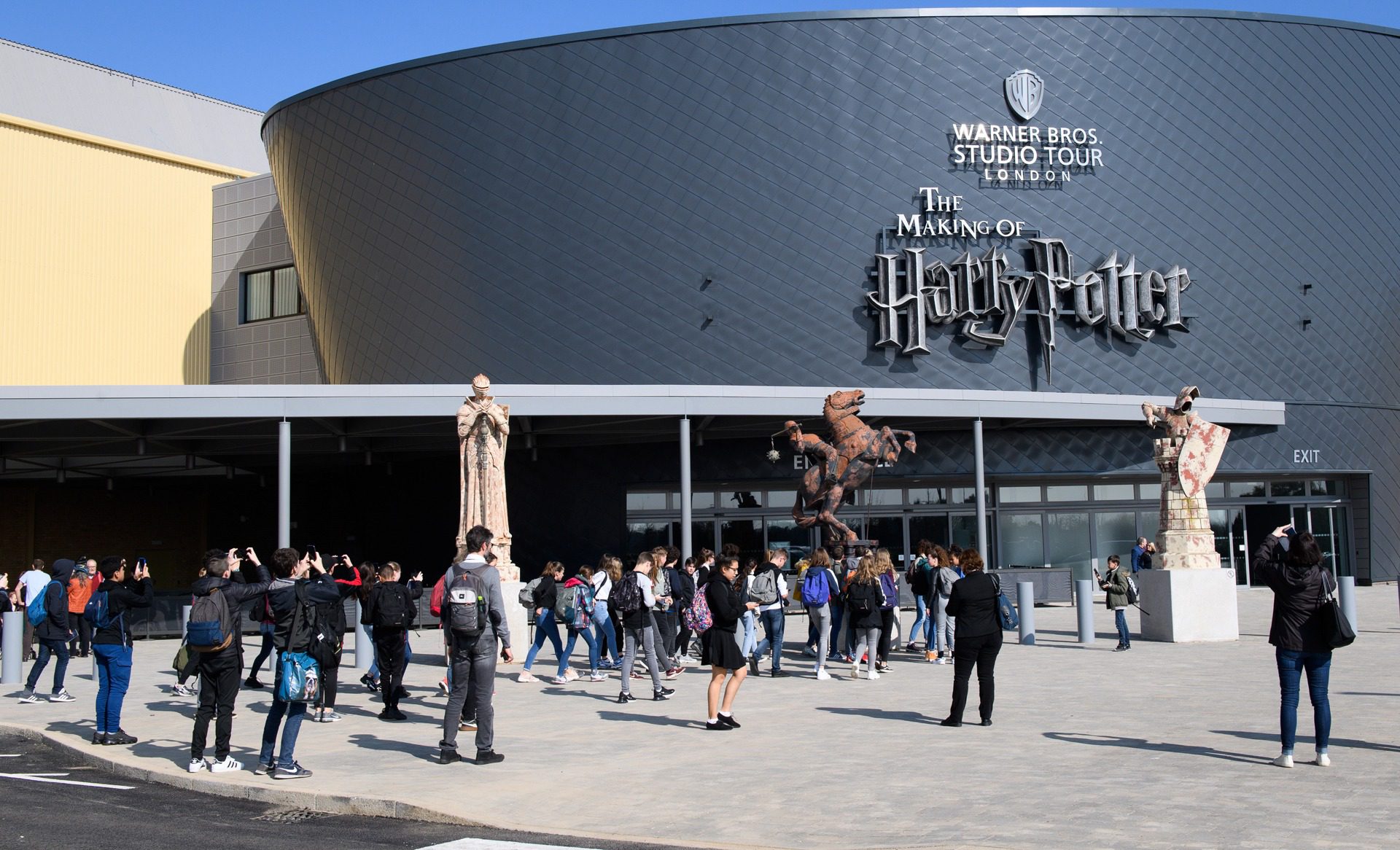 Harry Potter entrance – IC Travel